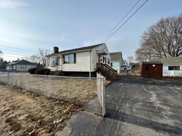 house with 3 bedroom, Saugus MA ES104832087