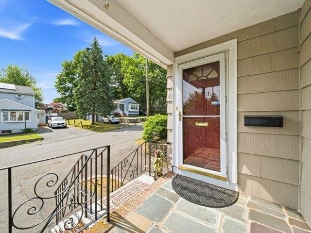 house with 3 bedroom, Saugus MA ES104869358