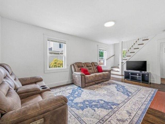 house with 3 bedroom, Saugus MA ES105061565