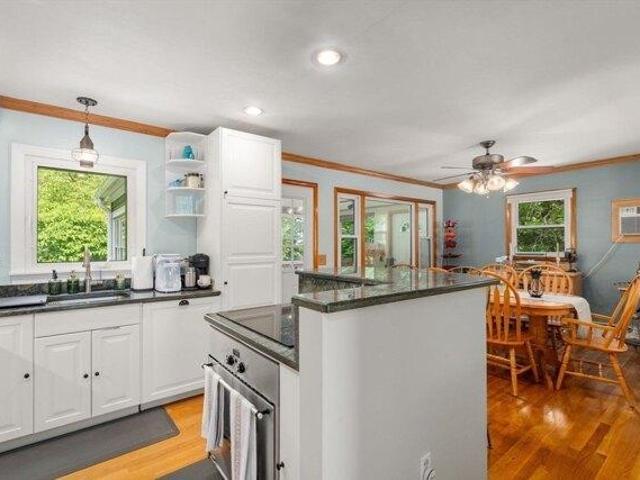 house with 3 bedroom, Saugus MA ES105191960