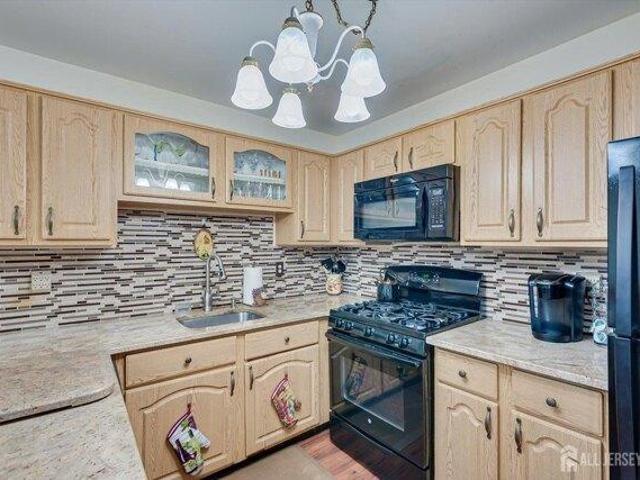 house with 3 bedroom, Sayreville NJ ES105206131