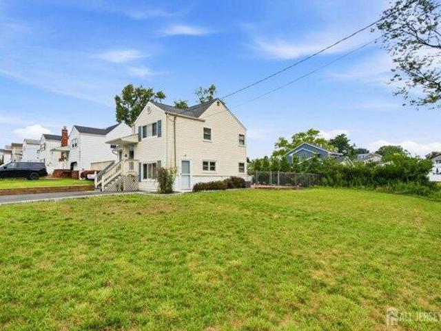 house with 3 bedroom, Sayreville NJ ES105206613