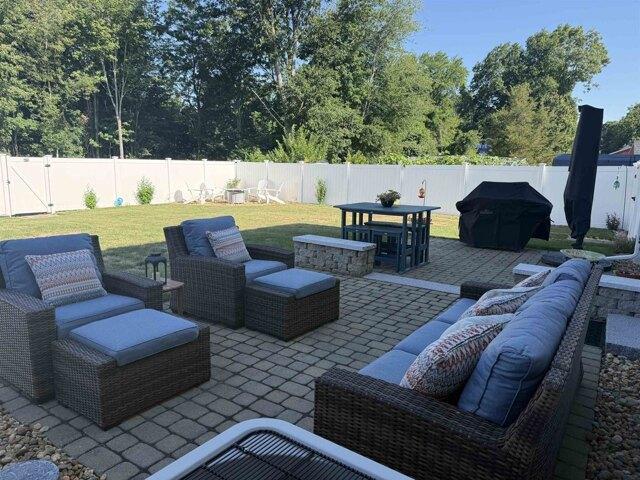 house with 3 bedroom, Seabrook NH ES104850554