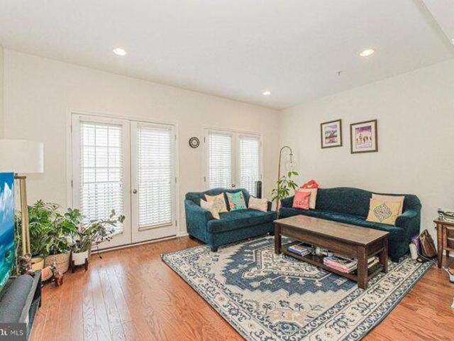 house with 3 bedroom, Secaucus NJ DLS102528988