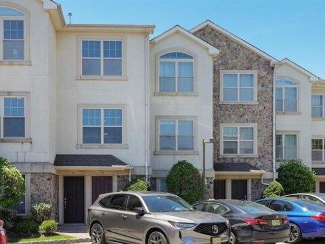 house with 3 bedroom, Secaucus NJ DS103190409