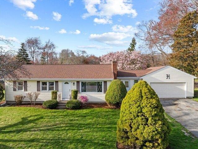 house with 3 bedroom, Seekonk MA DS104078282