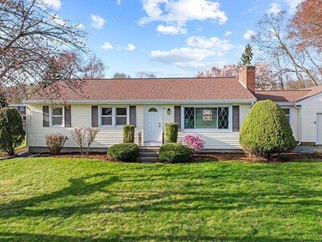 house with 3 bedroom, Seekonk MA ES104078282