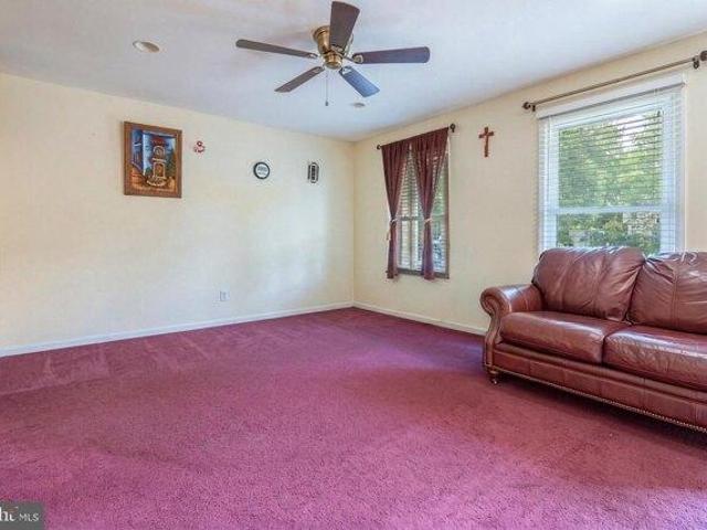 house with 3 bedroom, Sellersville PA ES104905270
