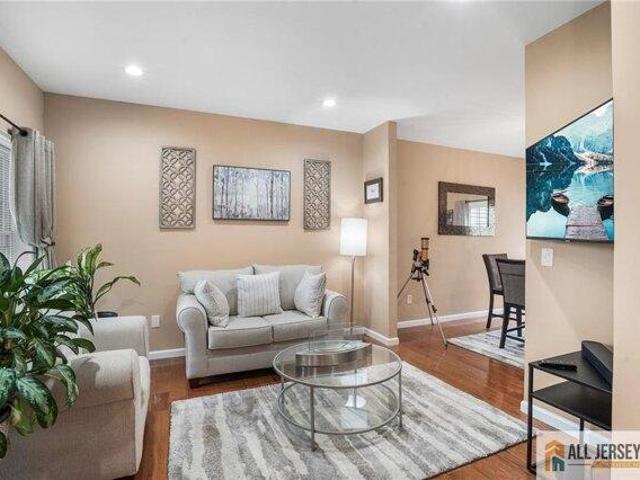 house with 3 bedroom, Sewaren NJ ES104607166