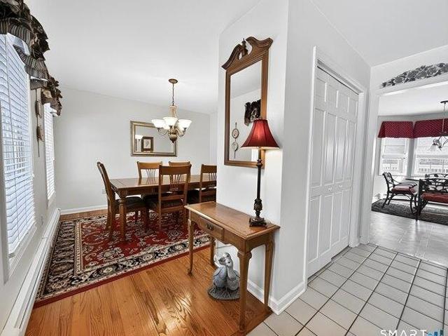 house with 3 bedroom, Seymour CT DLS101658482
