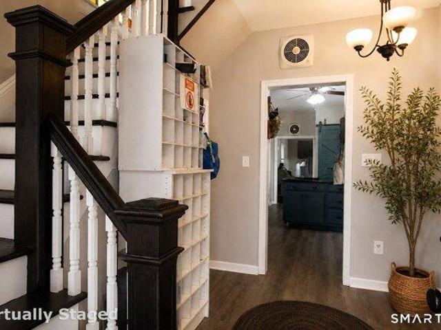 house with 3 bedroom, Seymour CT ES104811056