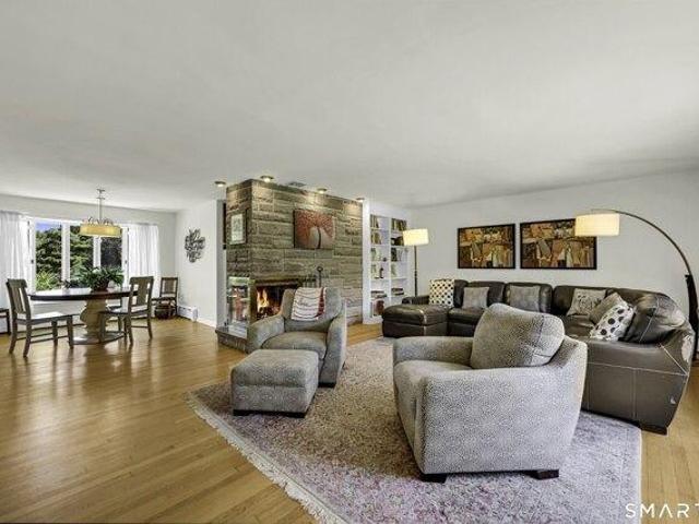 house with 3 bedroom, Seymour CT ES104851911