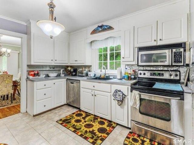 house with 3 bedroom, Seymour CT ES105114437