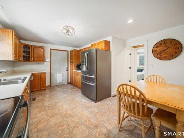 house with 3 bedroom, Seymour CT ES105113900