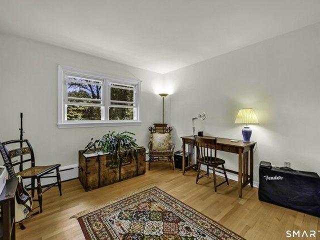 house with 3 bedroom, Seymour CT ES105191842