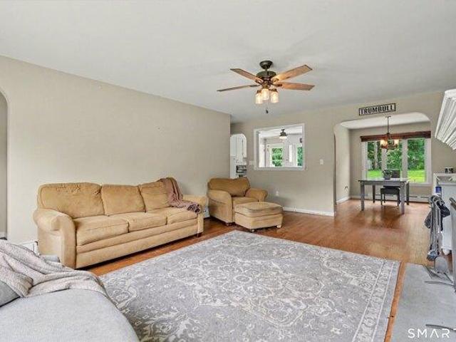 house with 3 bedroom, Seymour CT ES105192711