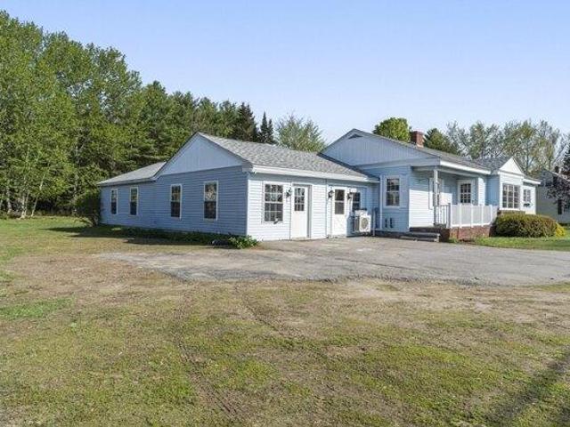house with 3 bedroom, Skowhegan ME DLS103073130