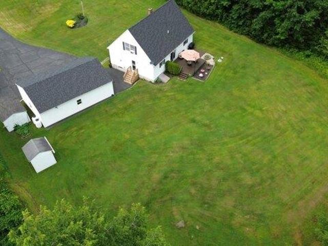 house with 3 bedroom, Skowhegan ME DLS92586641