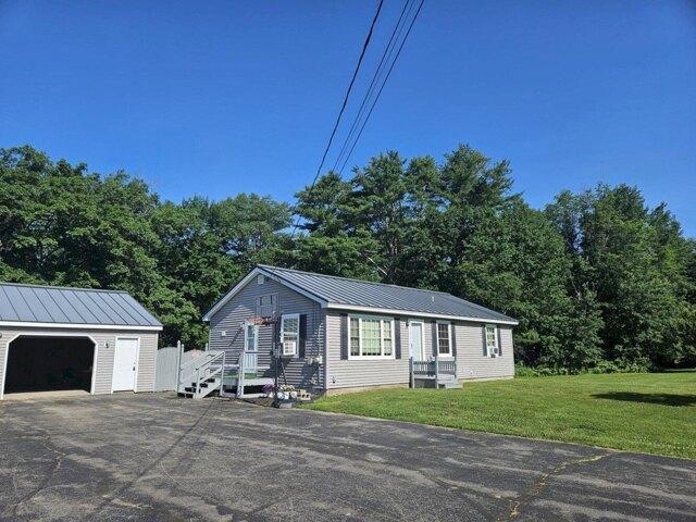 house with 3 bedroom, Skowhegan ME DS103887695