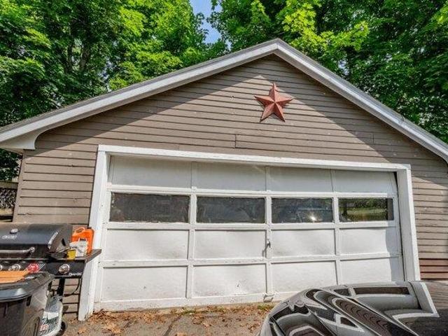 house with 3 bedroom, Skowhegan ME DS104331414
