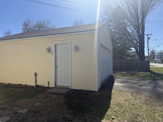 house with 3 bedroom, Skowhegan ME ES103184806