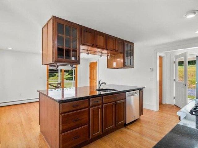 house with 3 bedroom, Shaftsbury VT ES105123544