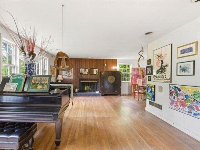 house with 3 bedroom, Sharon MA DLS102726554