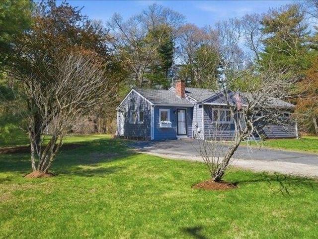 house with 3 bedroom, Sharon MA DLS102860386