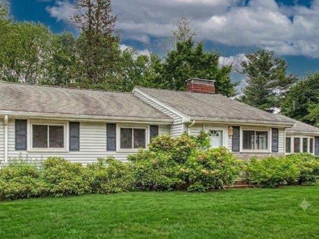 house with 3 bedroom, Sharon MA DS103889219