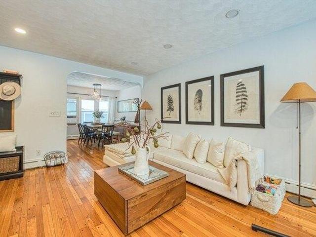 house with 3 bedroom, Sharon MA ES102826079