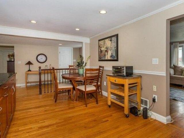 house with 3 bedroom, Sharon MA ES103099884
