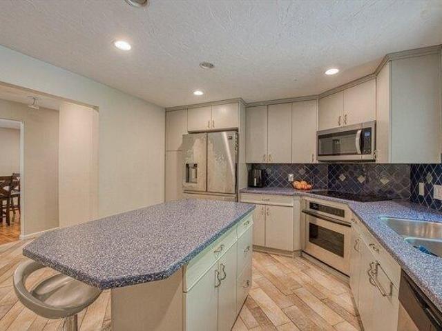 house with 3 bedroom, Sharon MA ES104834835
