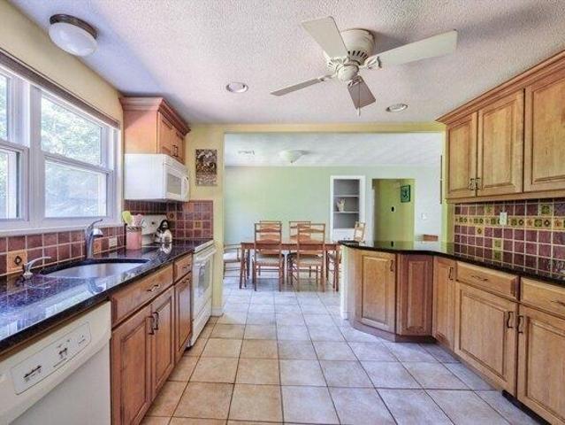 house with 3 bedroom, Sharon MA ES105142502