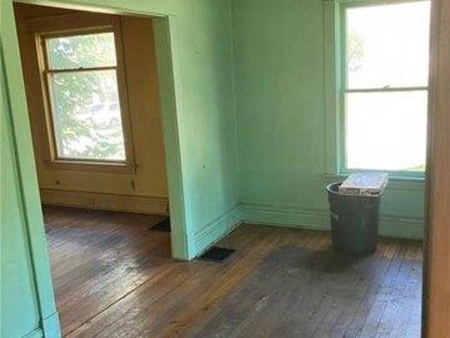 house with 3 bedroom, Sharon PA ES103601411