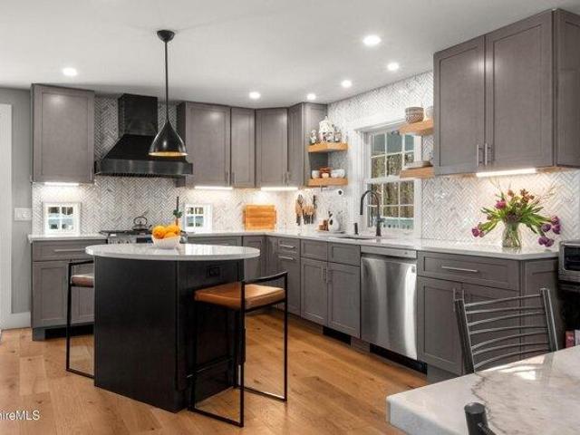 house with 3 bedroom, Sheffield MA ES105441148