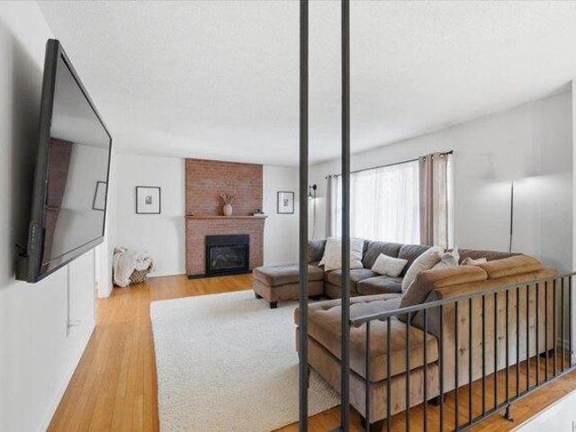 house with 3 bedroom, Shelburne VT DS102531368