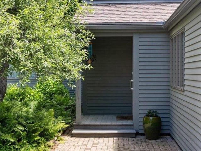 house with 3 bedroom, Shelburne VT ES104010093