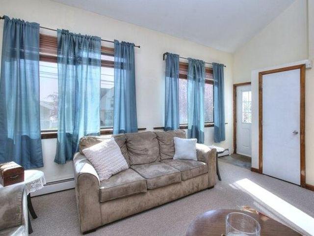 house with 3 bedroom, Shelton CT DLS101748170