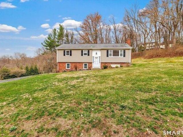 house with 3 bedroom, Shelton CT DLS101705541