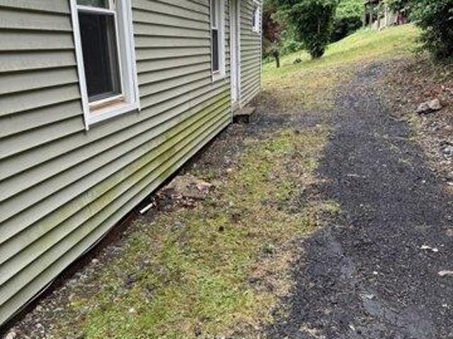 house with 3 bedroom, Shelton CT DS104152586