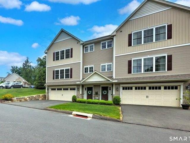 house with 3 bedroom, Shelton CT DS104191192