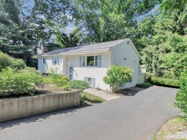 house with 3 bedroom, Shelton CT DS104407632