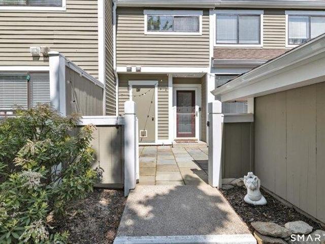 house with 3 bedroom, Shelton CT DS102478613