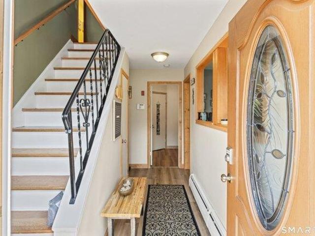 house with 3 bedroom, Shelton CT DS102763074