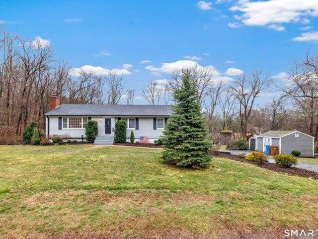 house with 3 bedroom, Shelton CT DS102798976