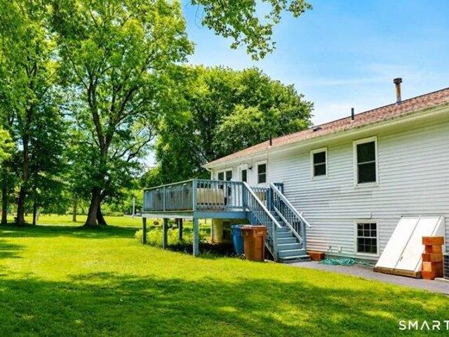 house with 3 bedroom, Shelton CT DS103070795
