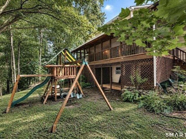 house with 3 bedroom, Shelton CT ES105142922