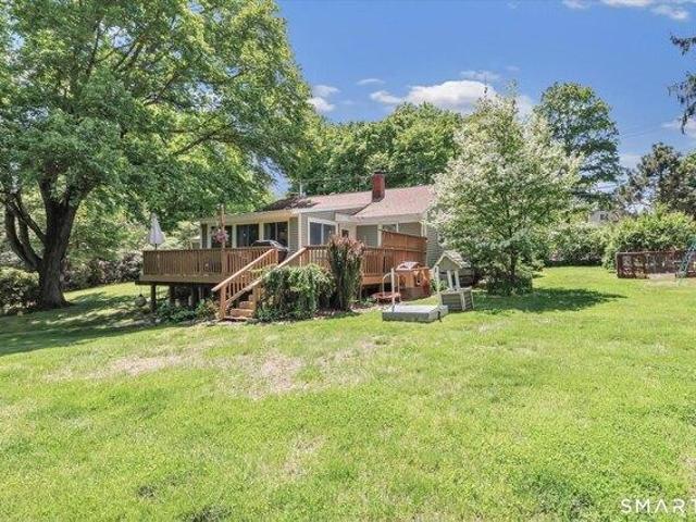 house with 3 bedroom, Shelton CT ES103436664