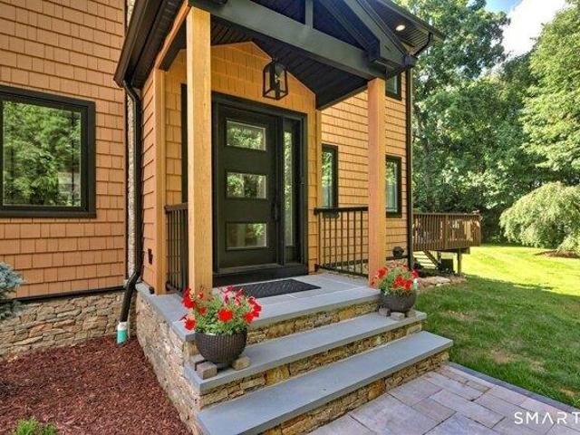 house with 3 bedroom, Shelton CT ES103439762