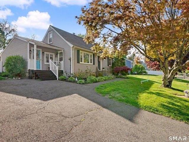 house with 3 bedroom, Shelton CT ES103439787